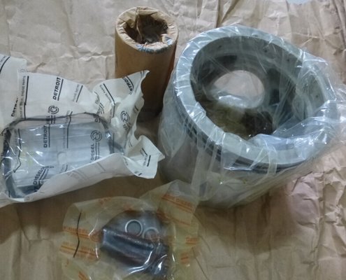 Detroit Diesel 149 piston kit 23523189