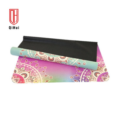 Ultra Thin Gym Yoga Equipment Portable Folding Yoga Mat 185 * 68cm Size