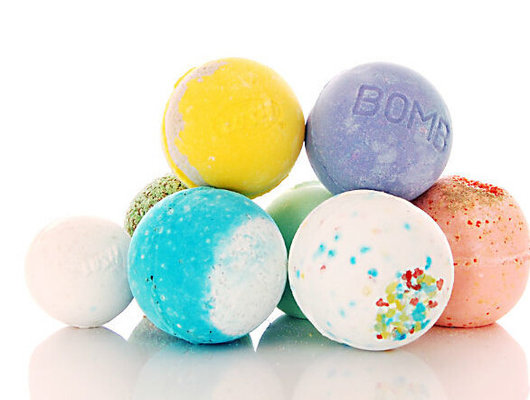 Natural Handmade Set of Cupcake Bath Bombs