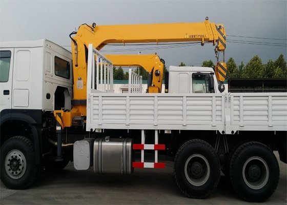 o caminhão 12T montou o tipo de condução padrão do guindaste 6x4 de emissão do EURO II