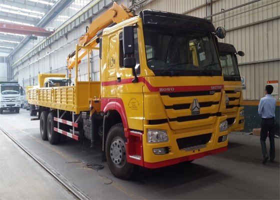 8 - O caminhão de 12 toneladas do guindaste, caminhão da carga da direção de 6x4 ZF com guindaste HW76 alongou a cabine