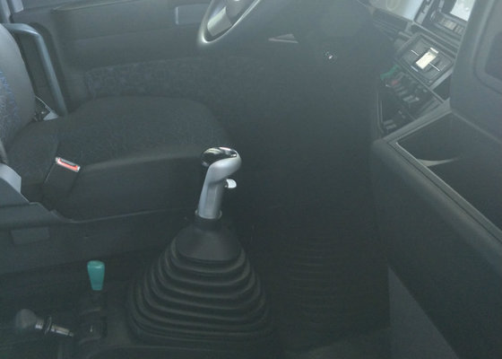 6x4 prima profissional - tipo de movimentação transmissão manual da mão esquerda do caminhão do motor
