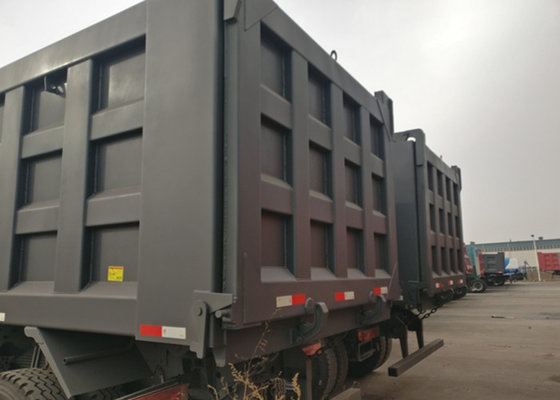 caminhão basculante pesado do motor diesel de 25CMB 371HP usado no canteiro de obras para transportar o solo