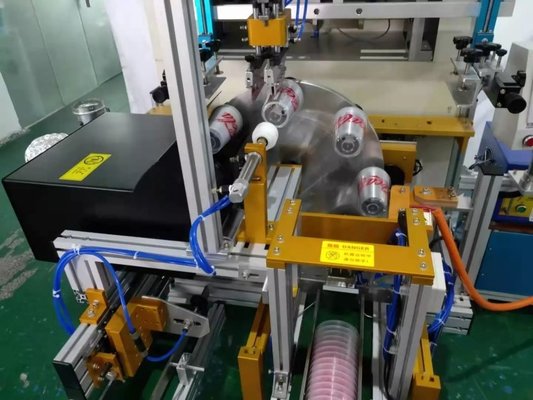 Automatic loading plastic cup screen printing machine with auto unloading