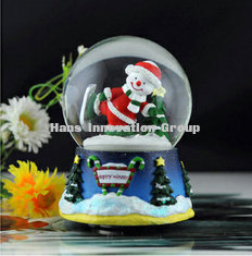 China Snow Globe, Water Globe,Snow Ball CWG04 supplier