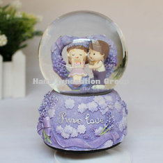 China Snow Globe, Water Globe,Snow Ball CWG07 supplier