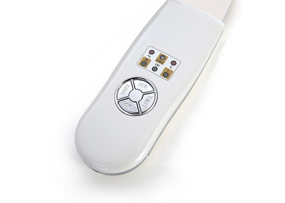 Professional Ultrasonic Skin Scrubber , Ultrasound Facial Device Built In Lithium Battery