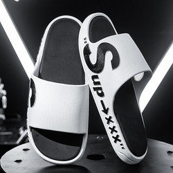 Outdoor Thick Sole Men Slippers Non Slip Summer Breathable Slippers