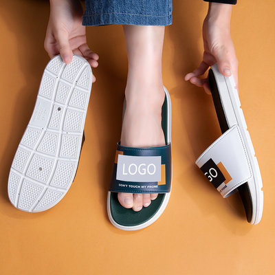 Breathable Men Slippers Pattern Solid Color PVC Material Non Slip Men Slippers