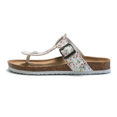 2022 Fashion Leisure style Flat bottom Beach Flip-Flops Summer outdoor ladies lightweight Slipper custom  flat sandals