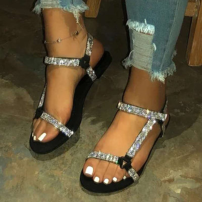 Wholesale 2022 New summer rhinestone flat sandals lady casual shoes fashion soft and light non-slip slippers for women
