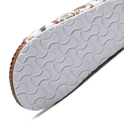 Wholesale summer fashion Floral light Breathable cork beach casual shoes women flat sandals cloud slides slippers