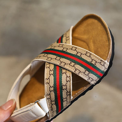 2022 summer new fashion children slippers lightweight sandals girls non-slip baby outdoor beach baby boy shoes