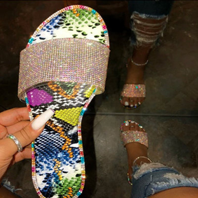 2022 New Arrival Summer Sandals women Rhinestone Flat Slide outdoor Casual solid color slippers Ladies wholesale