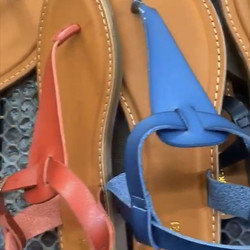 Factory supply fashion breathable flat Slippers Summer sandals women soft sole non-slip flip flops wholesale