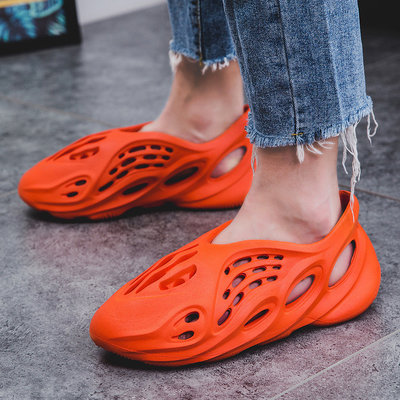 Wholesale Summer Fashion trend couple Slippers Beach Flat Sandals solid color casual breathable Shoes for women and men