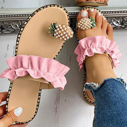 Wholesale Large size lace upper sandals women 2022 new fashion pineapple decoration Flat flip flops summer beach shoes