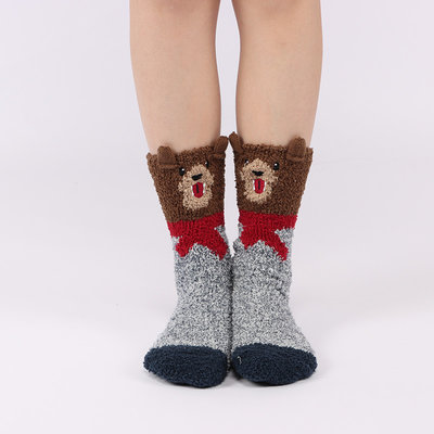 Hot selling fashion house indoor warm soft fuzzy sleep socks with cute small Bear pattern women cozy slippers sock sherpa socks