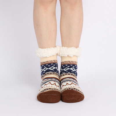 2021 New Fashion wholesale Custom Warm Fuzzy Socks Winter Comfortable Soft Women Fluffy Winter slipper Socks