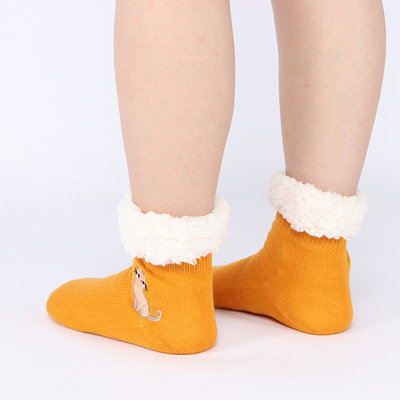Hot Sale Popular kid Cartoon Anti Slip Home Slippers Socks for Children Warm Winter Sherpa Socks thick Knitted Indoor floor sock