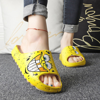 Factory price fashion trend Summer Graffiti Ladies soft sole Sandals Slides Beach Platform Slippers For Women