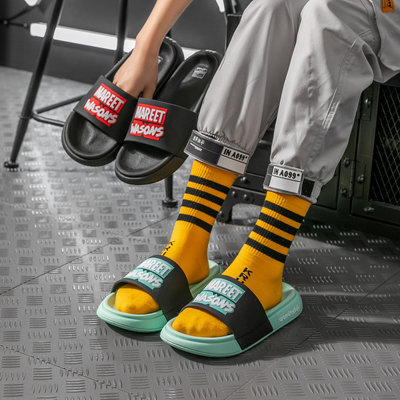 Hot sell summer cool sandals thick-soled comfortable and fashionable home indoor trendy couple slippers