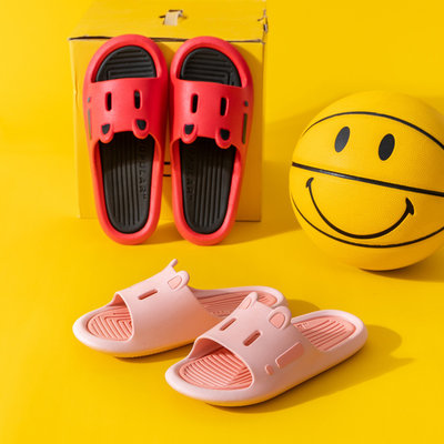 New uppers hollow couple sandals indoor non-slip two-color bottom slippers summer fashion casual slipper dog sandals
