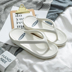 2021 New ladies flip flops summer home indoor non-slip wear-resistant fashion thickened soft bottom slippers