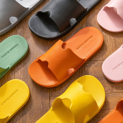 Hot selling new style solid color home bathroom couple sandals and slippers summer non-slip mute home shoes