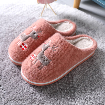 New cartoon slippers female wholesale cute deer printing warm non-slip home indoor shoes autumn winter