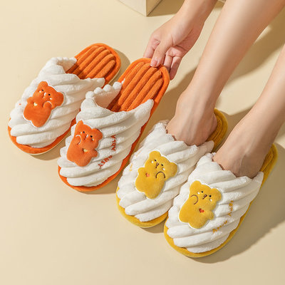 New design cartoon bear slippers factory price hot sale for women and male lightweight household shoes winter