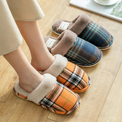 Autumn and winter fashion plaid slippers soft warm plush PVC material sole bedroom shoes in stock