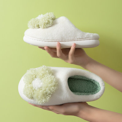 New Design Women Cute Flower Shape House Slippers Female Plush Warm Non-Slip Home Indoor Shoes white bedroom slipper