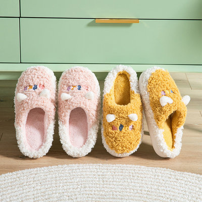 New female wholesale winter indoor and outdoor breathable fabrics couple non-slip slippers thick-soled warm shoes