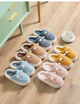 New female wholesale winter indoor and outdoor breathable fabrics couple non-slip slippers thick-soled warm shoes