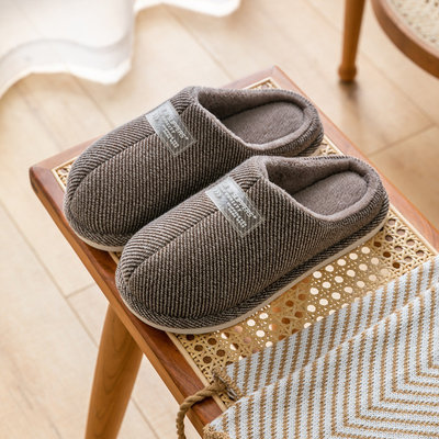Factory winter customized plush slippers house indoor slippers for women and man flat sole non-slip house shoes