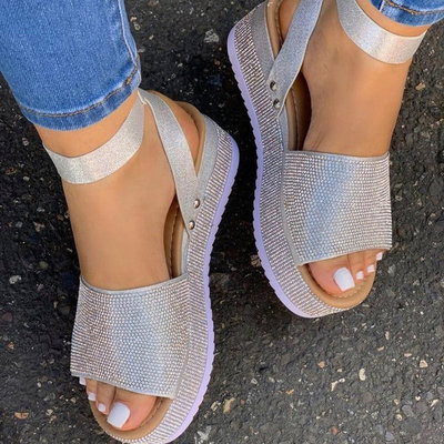 Luxury Designer Sandals Girls Chunky Sole slippers with Rhinestone for Women Platform Sandal non-slip casual shoes