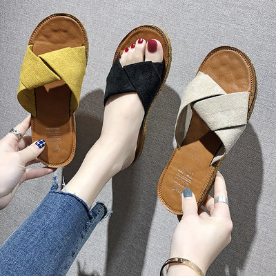 Women Summer Beach Shoes  Casual Flat Bottom Rubber Outsole Material