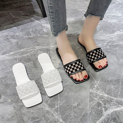 Black And White Beach Shoes Grid Upper Flat Open Toe Large Size Beach Shoes