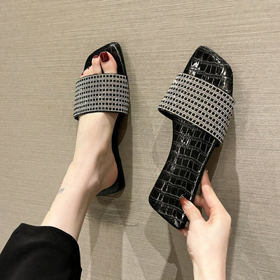 Large Size Solid Color Stylish Ladies Sandals Rhinestone Sequins Upper