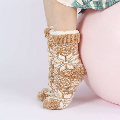 new design ladies house Indoor Slipper Socks Women Christmas Fuzzy Cute Fluffy Socks solid color soft floor shoes