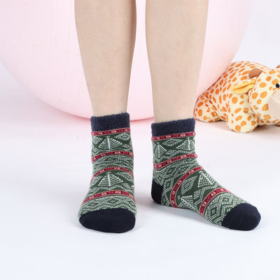 2021 new design female knitted skin-friendly socks non-slip soft green durable casual ankle socks