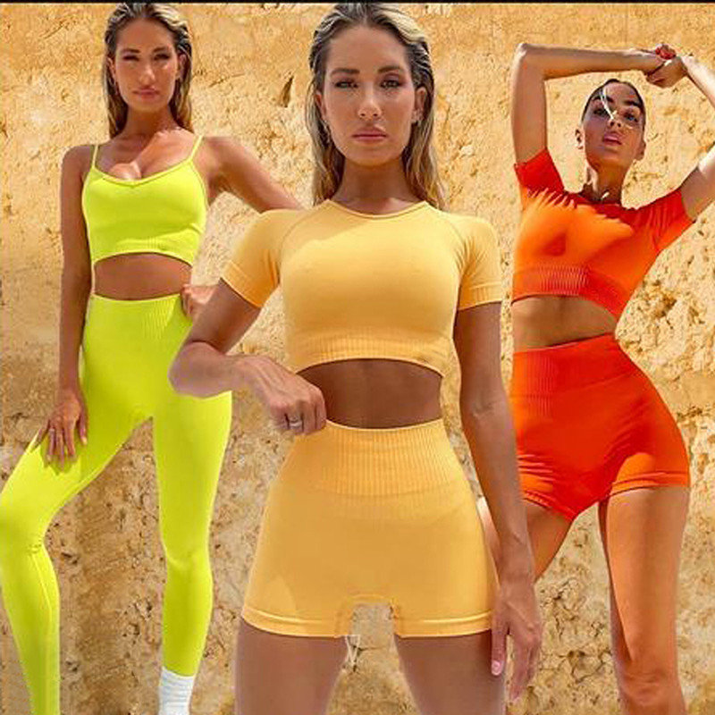 Hot selling seamless yoga set knitted solid color Training Wear high waist pants women sports leggings fitness clothing