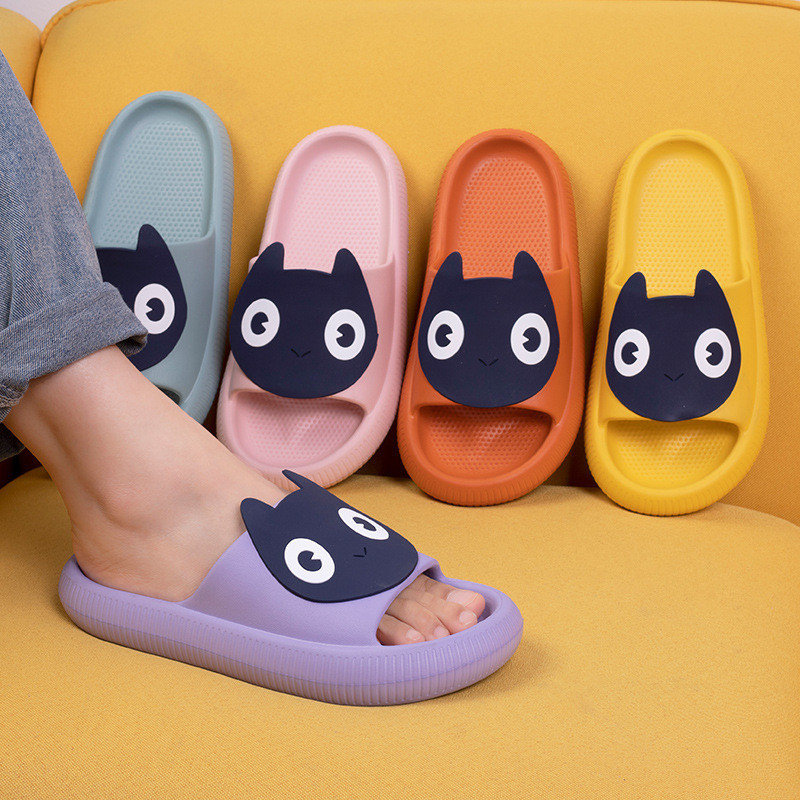 New design high quality Summer sandals Women soft Shock Absorption home Indoor Slide cute cartoon Slippers in stock