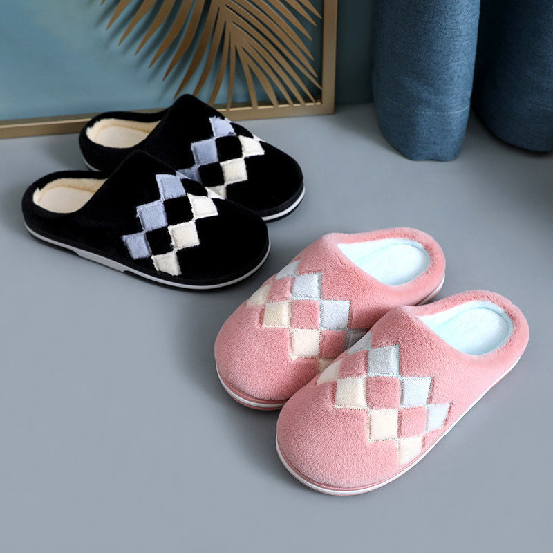 2021 New Design soft Plush Warm Breathable Slippers Thick bottom Non-Slip couple Winter Home indoor chunky shoes
