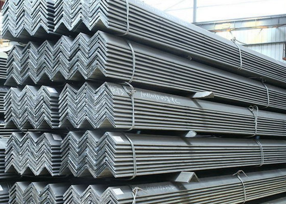 30 * 2.5mm Carbon Hot Rolled Angle Steel Equal / Unequal Type 12 Meter Length