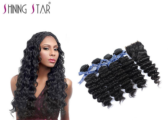 Extensiones profundas negras/4 paquetes del pelo de la onda de Remy del pelo profundo de la onda con el cierre