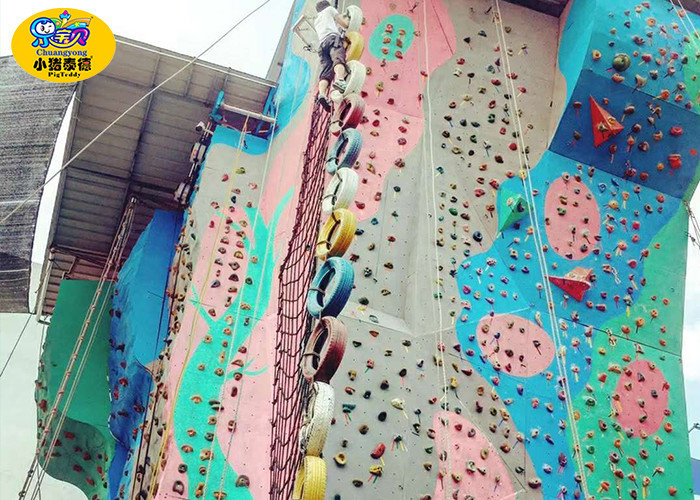 Amusement Park Outside Play Equipment , Children & Adult Outdoor Rock Climbing Wall