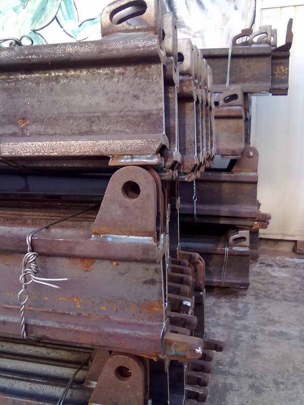 Industrial Alloy Steel Heavy Rail System Mining Heavy Monorail Suspension Line With Customized