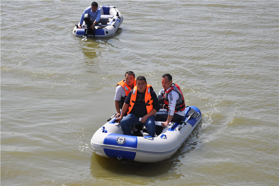 Blue Anti - Collision Inflatable Kayak Boat With Aluminum Floor SM-300